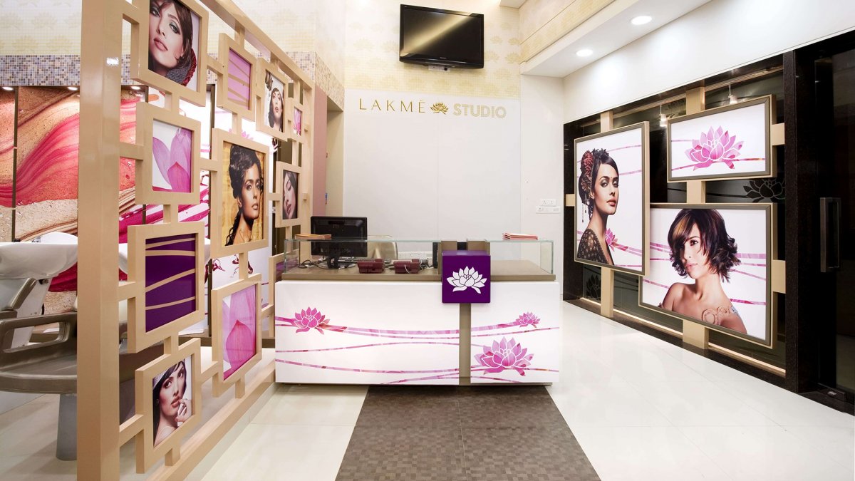 Lakmé Salons | EuMo